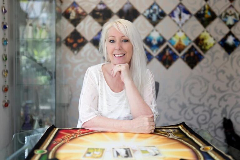 Donna Wignall | Psychic Medium | Speaker | Mentor